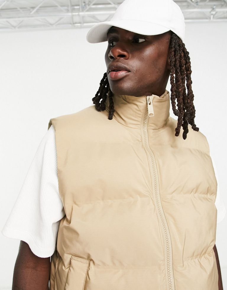 Weekday kip puffer vest in beige-Neutral