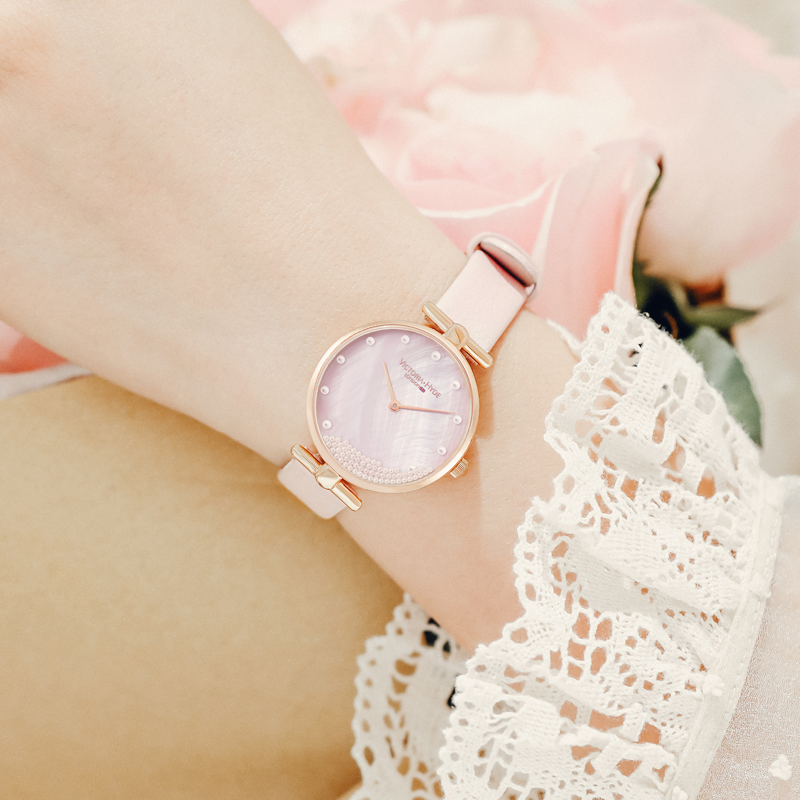 VICTORIA HYDE Watch Pearl Dial Pink